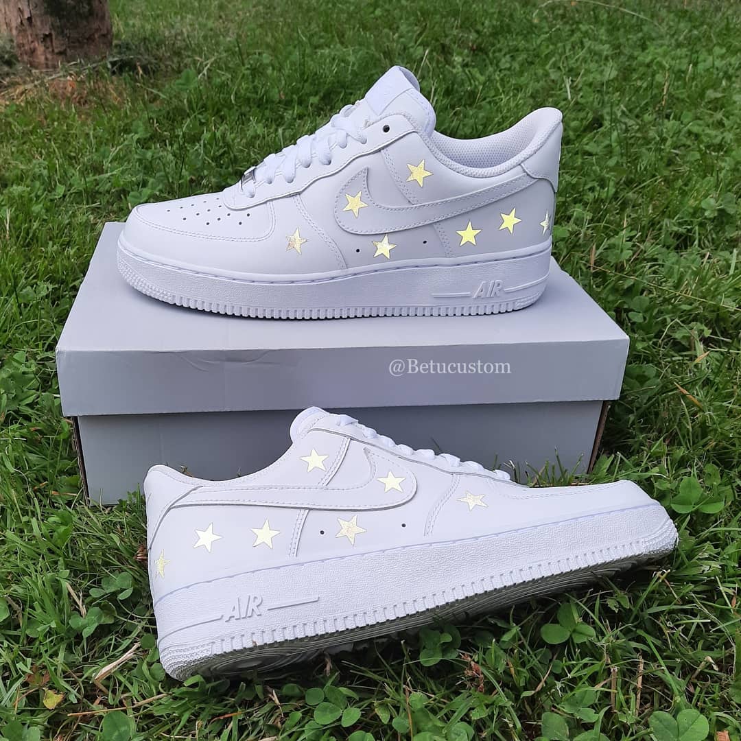 Happy Creative - Air Force 1 "Stars reflective" custom sneaker